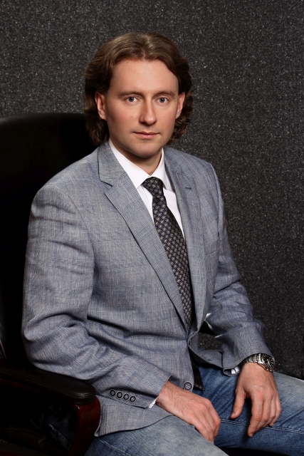 dr Mateusz Strzelecki